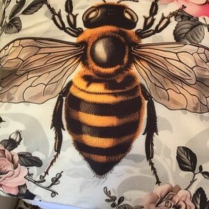 Accents | Two Queen Bee Cushion Covers With Flowers And Zippers | Poshmark